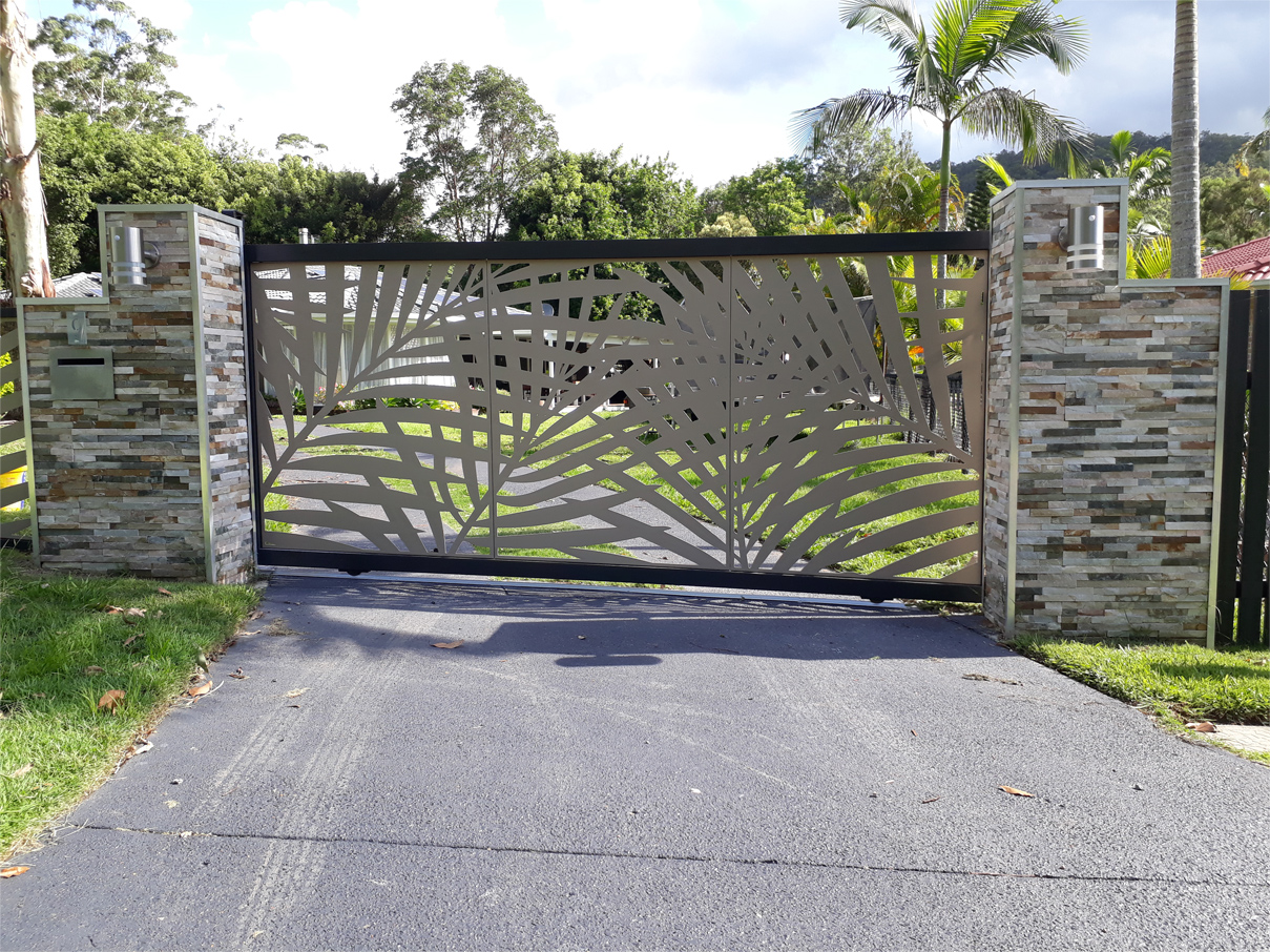 Automatic Aluminium Sliding ,Swinging,Laser Cut Gates and Panels ...