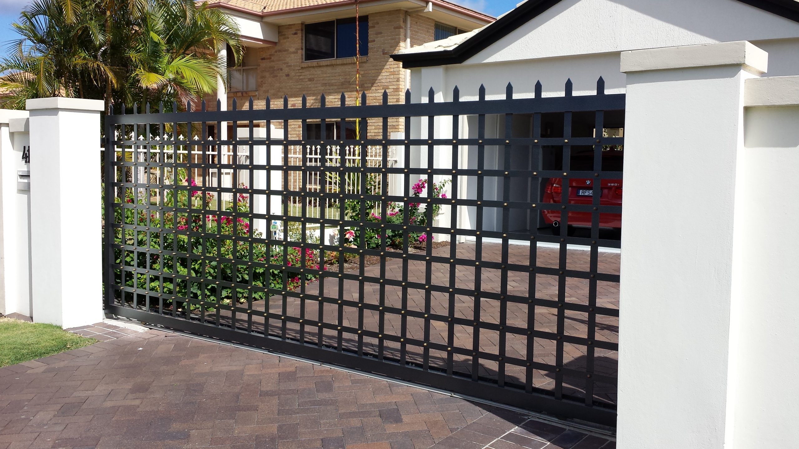 Automatic Aluminium Sliding ,Swinging,Decorative Gates and Panels ...